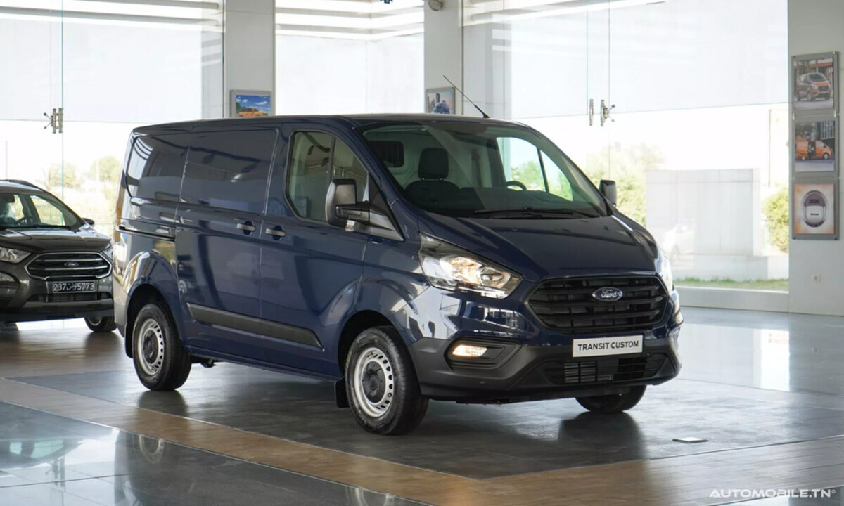 Ford Transit Custom - Le véhicule utilitaire disponible chez Alpha Ford