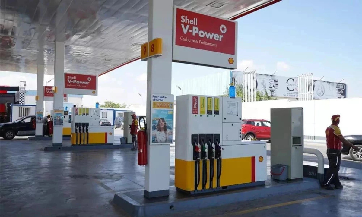 Inauguration de la station Shell de la sortie de Tunis